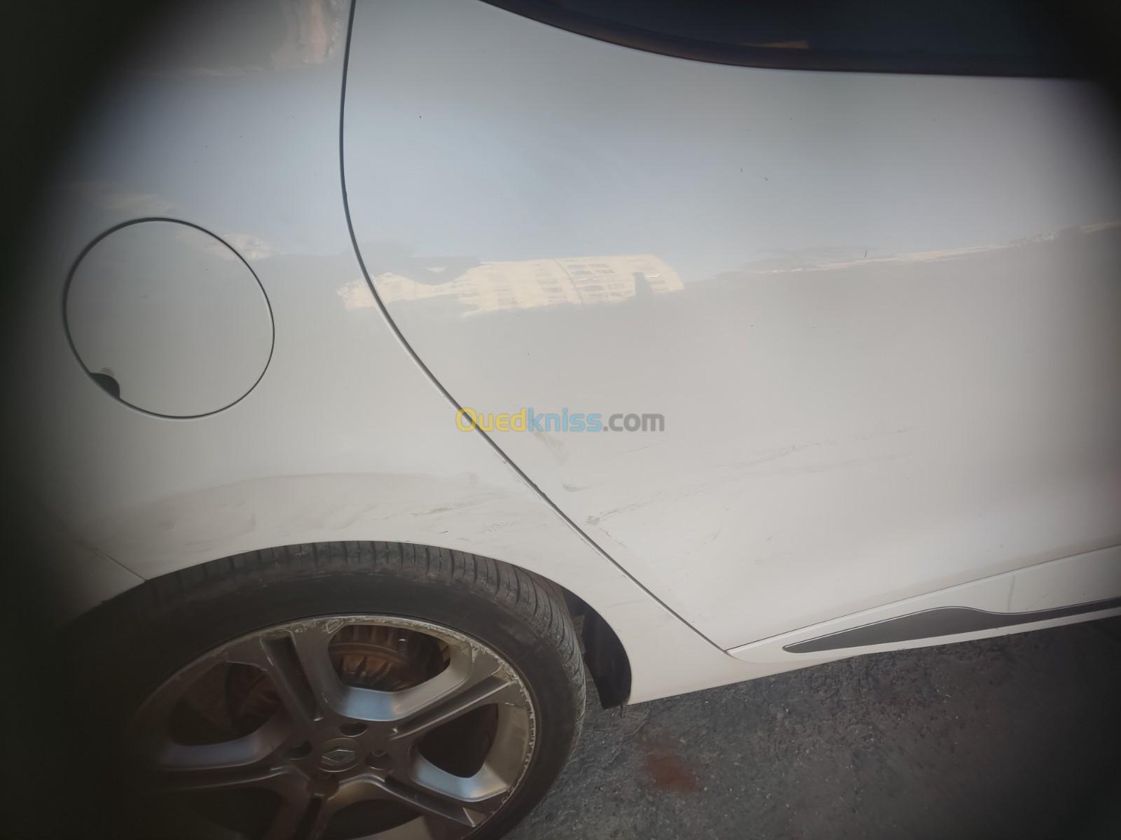 Renault Clio 4 2016 GT Line + - Alger Algérie