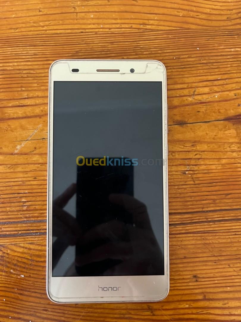 Huwawei Y6 Alger Kouba - Ouedkniss.com - Algérie