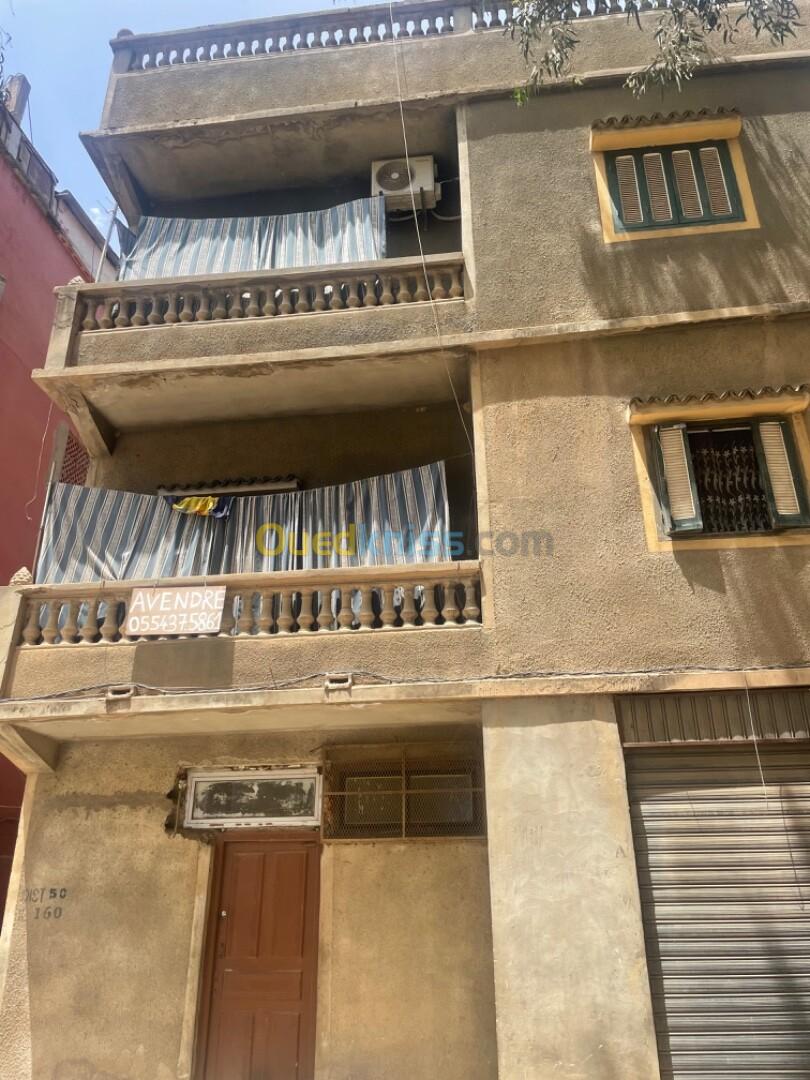 Sell Villa Alger Bourouba - Alger Algeria