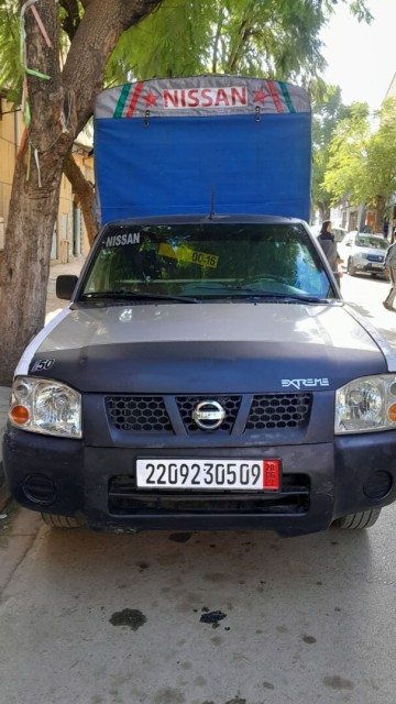 Nissan Japon 2005 البليدة موزاية - واد كنيس - الجزائر