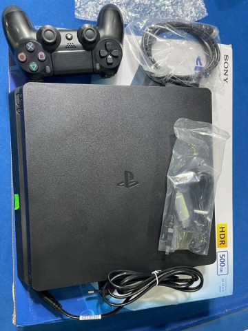 PlayStation 4 الجزائر برج الكيفان - واد كنيس - الجزائر