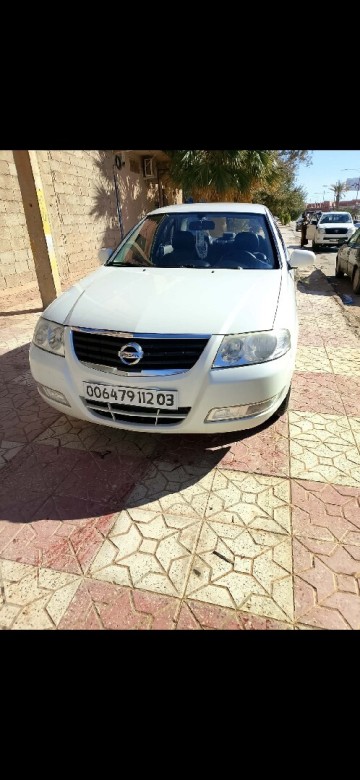 Nissan Sunny 2012 Sunny Laghouat Laghouat - Ouedkniss.com - Algérie