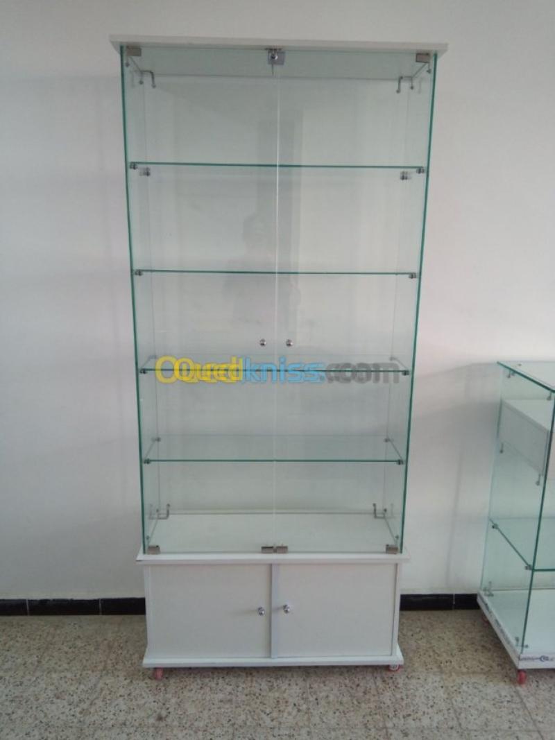 Comptoir armoire en verre - Tiaret Algérie
