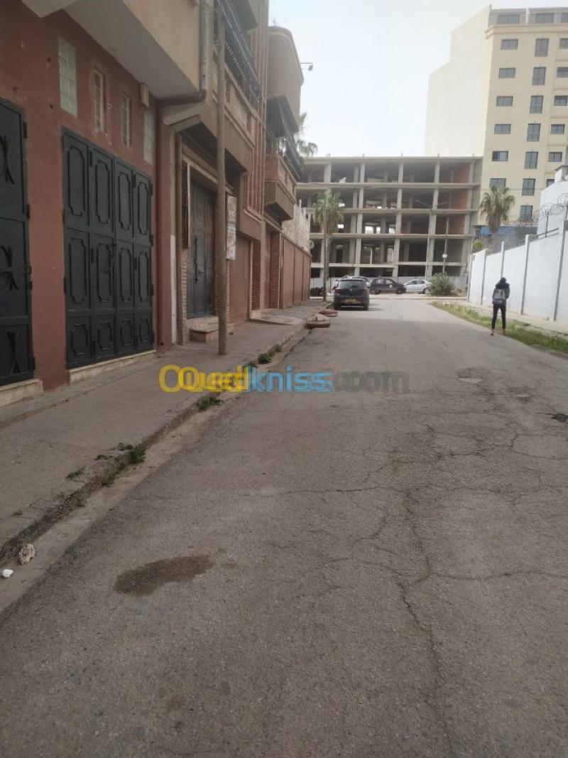 Location Local Oran Oran Oran Oran - Ouedkniss.com - Algérie