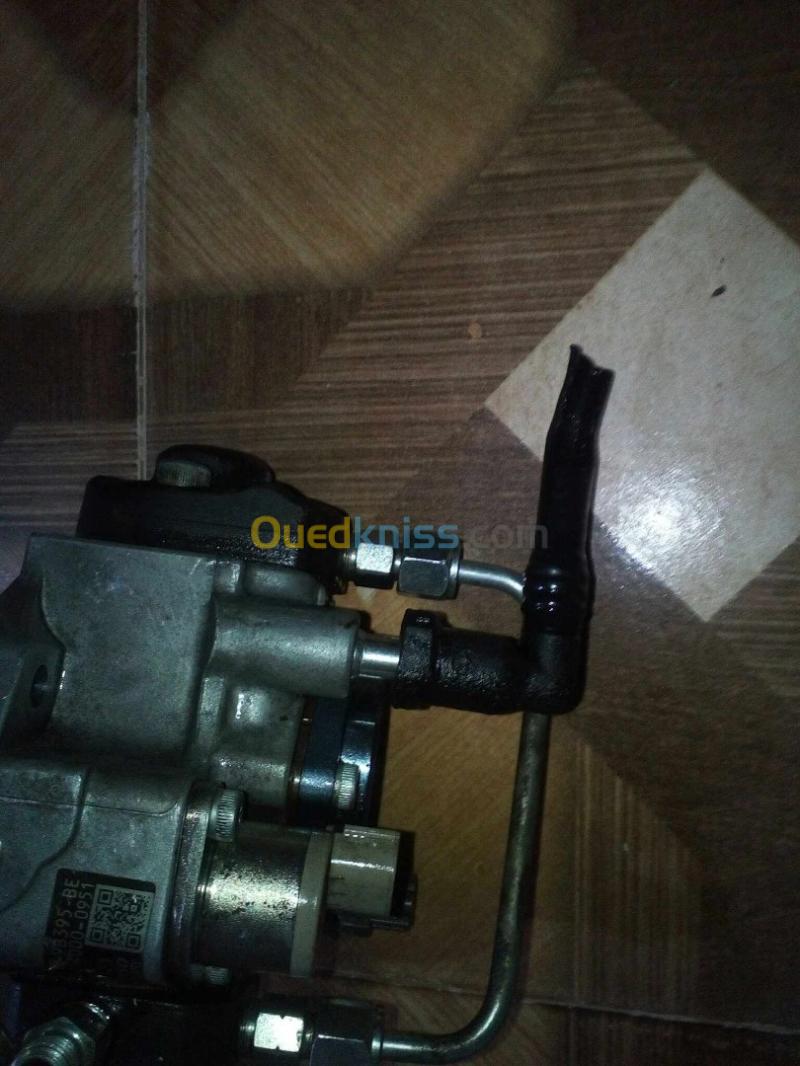 Pompe HP Ford Ranger Transit Range Rover Defender 2.4 Naâma Mecheria - Ouedkniss.com - Algérie